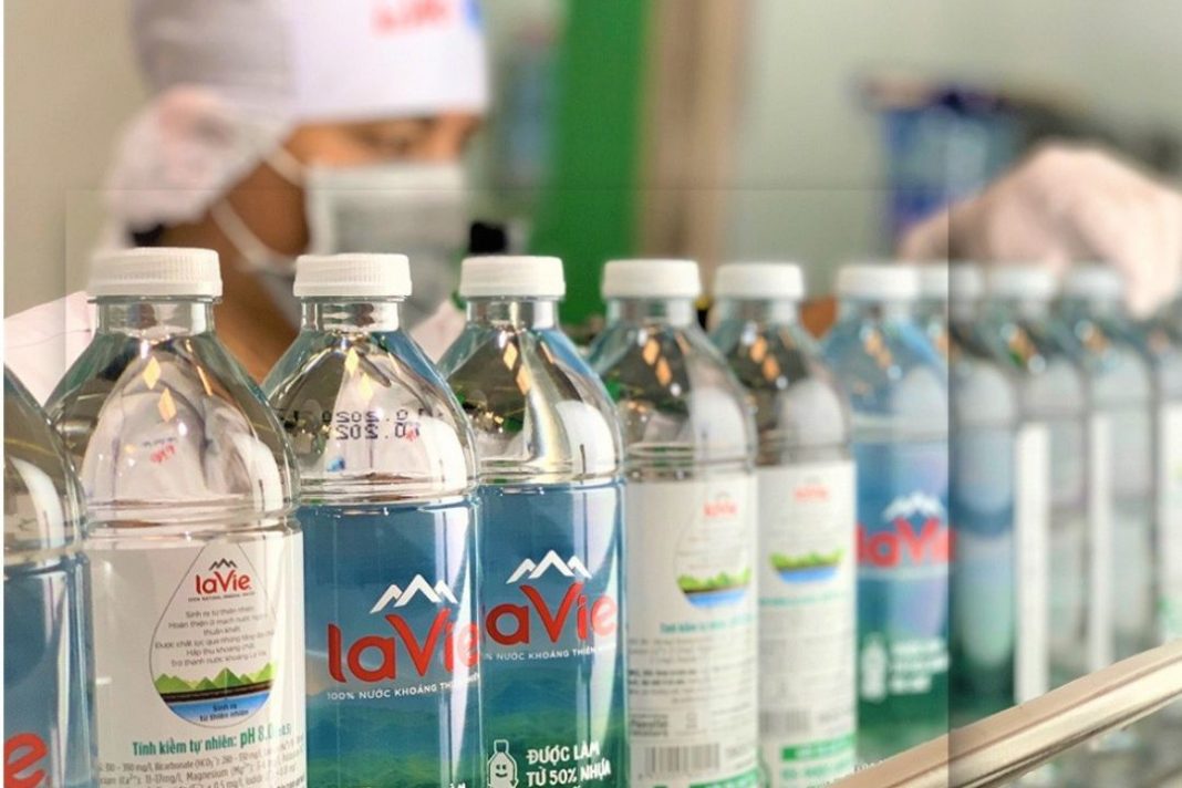 Lavie Dùng Chai Nhựa Tái chế Góp Phần Thúc Đẩy Kinh Tế Lavie Water