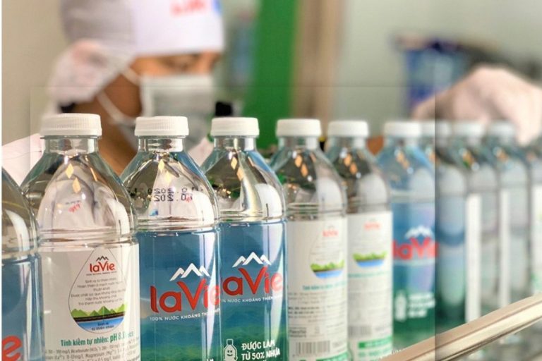 Lavie Dùng Chai Nhựa Tái chế Góp Phần Thúc Đẩy Kinh Tế Lavie Water
